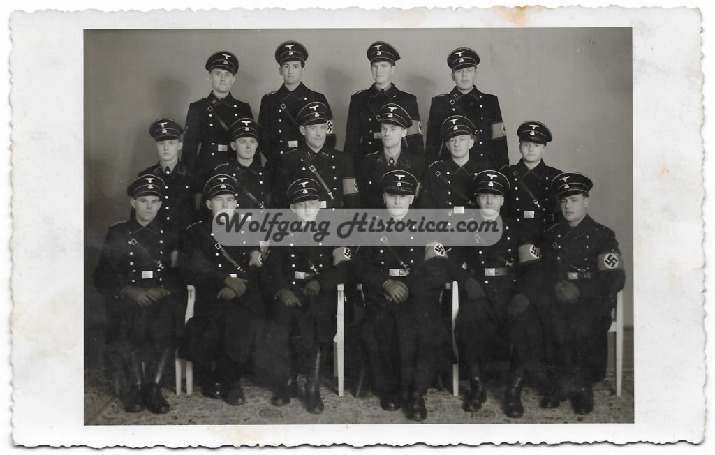 Allgemeine-SS Group Studioportrait of SS-Standarte 11 “Otto Planetta ...