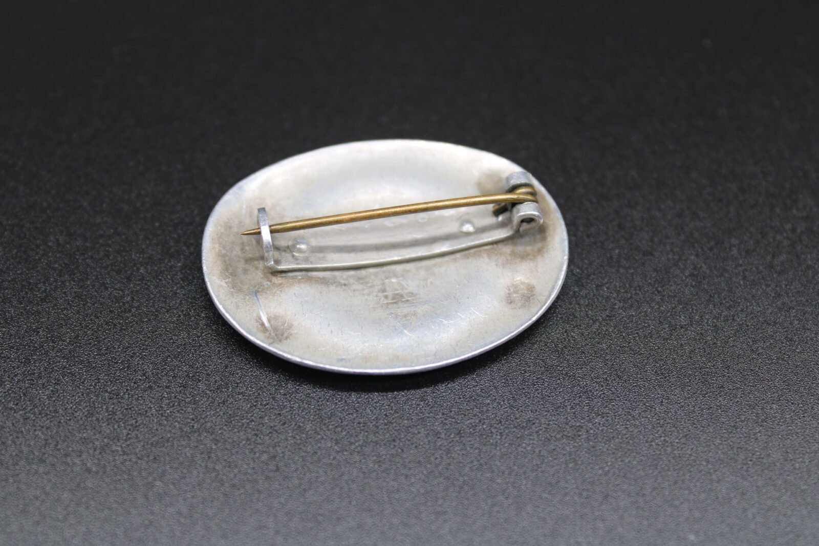 Female Reichsarbeidsdienst Broche – Wolfgang Historica