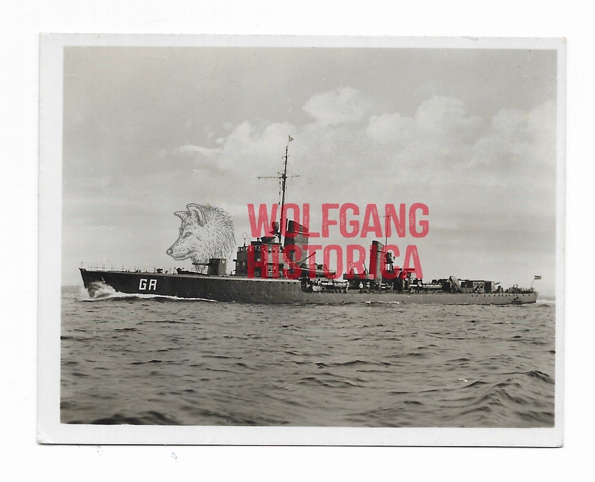 Photograph of the Torpedoboot "Greif" - Wolfgang Historica
